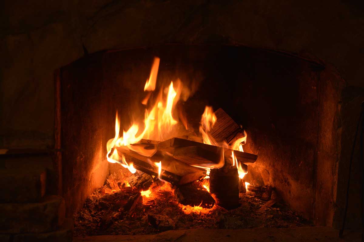 Parts Of A Fireplace & Chimney Explained - MyFire.Place